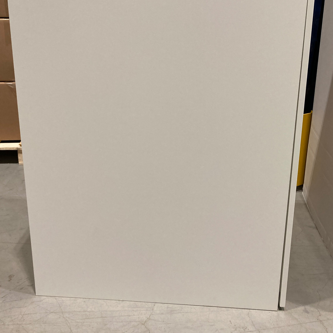 Sidoskåp 3-hyllplan (Tower) - Vänster | DPJ Workspace Återbruk