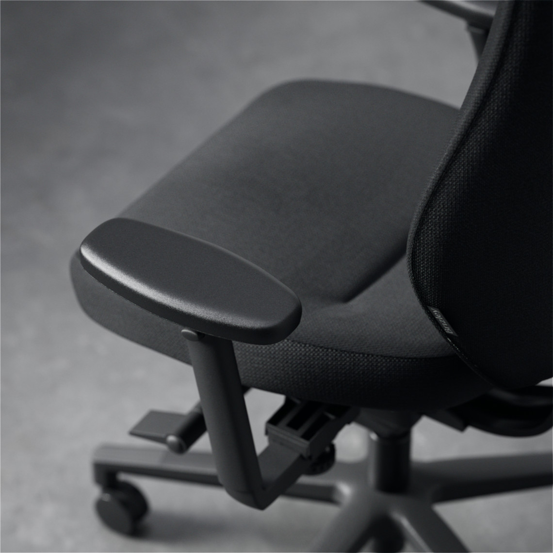 Kontorsstol Pirum - Premiumstol med överlägsen ergonomi | DPJ Workspace